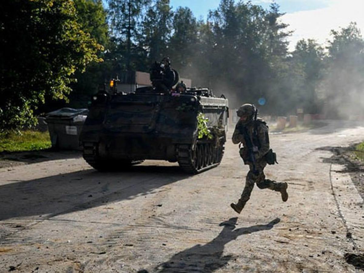 Russian forces destroy repairs workshop, take control of more ...